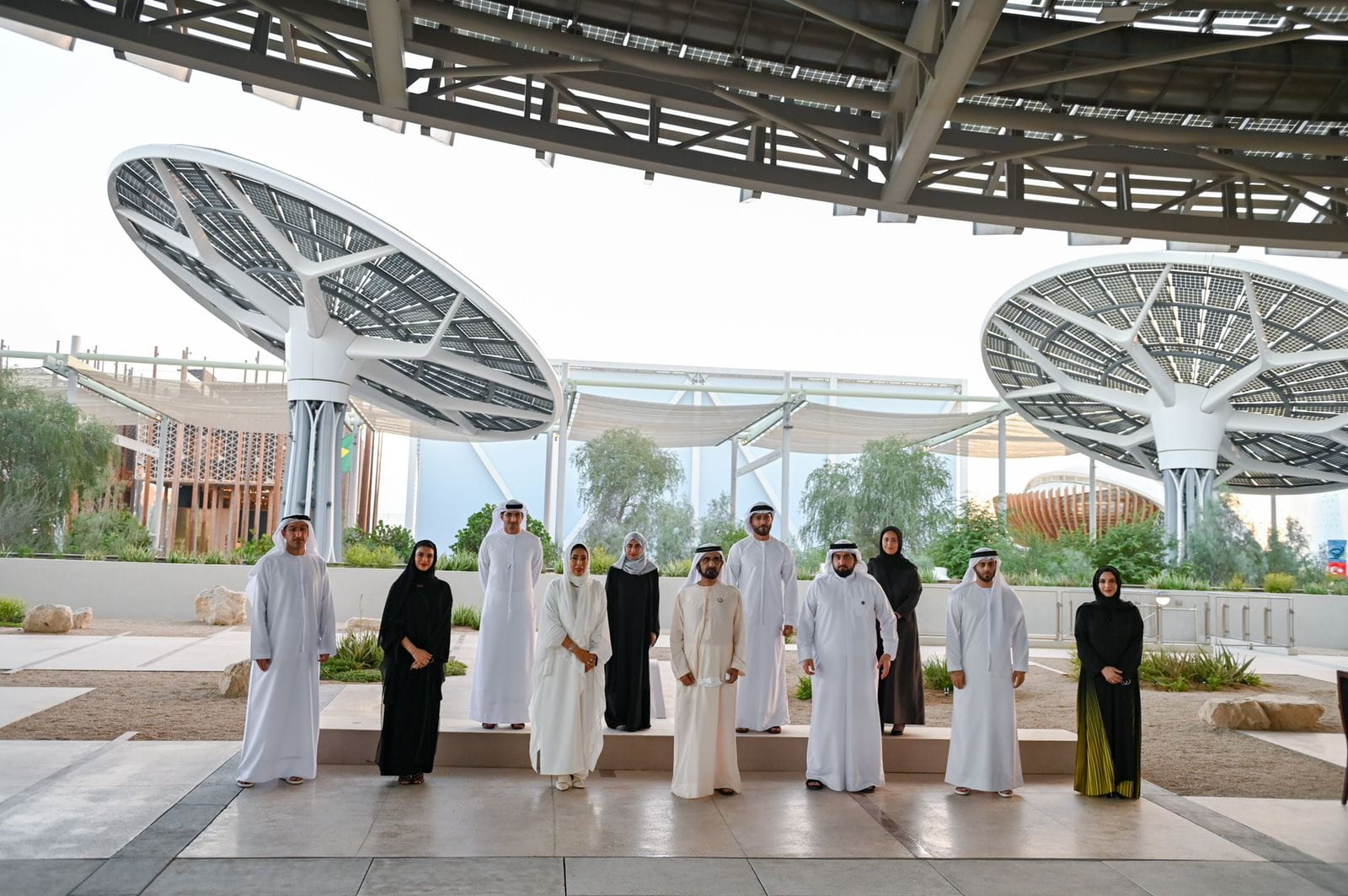 Mohammed bin Rashid meets with Dubai Media Council members on the ...