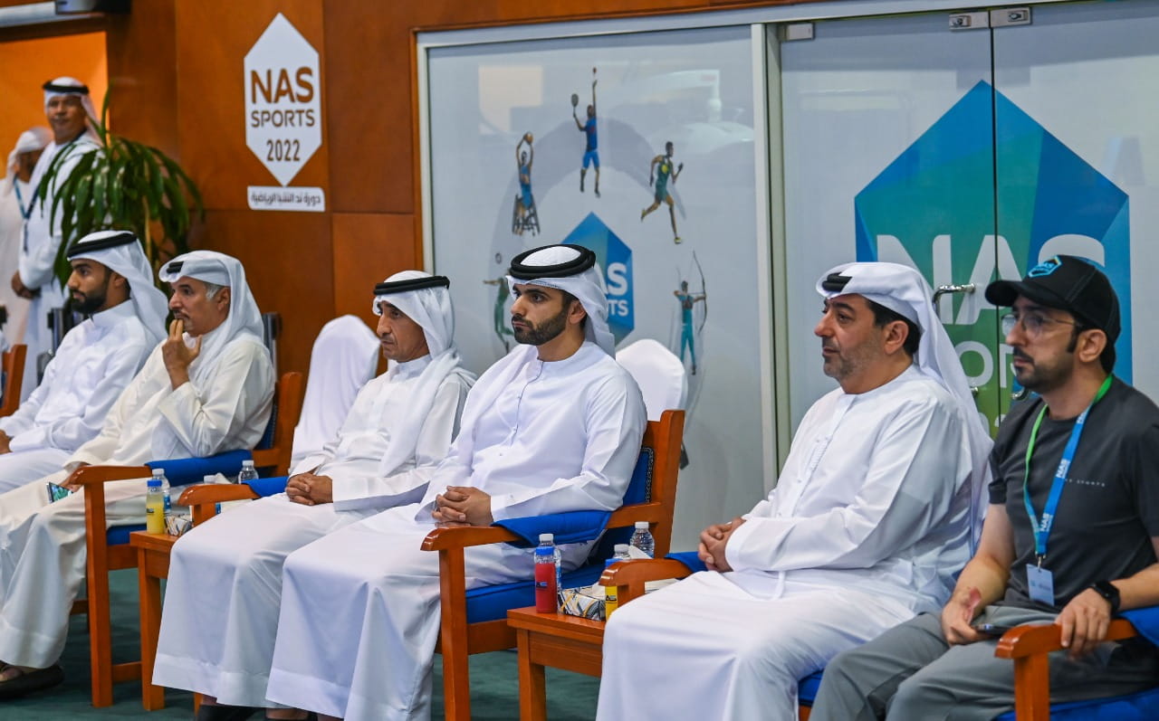 Mansoor bin Mohammed meets players taking part in the Nad Al Sheba ...