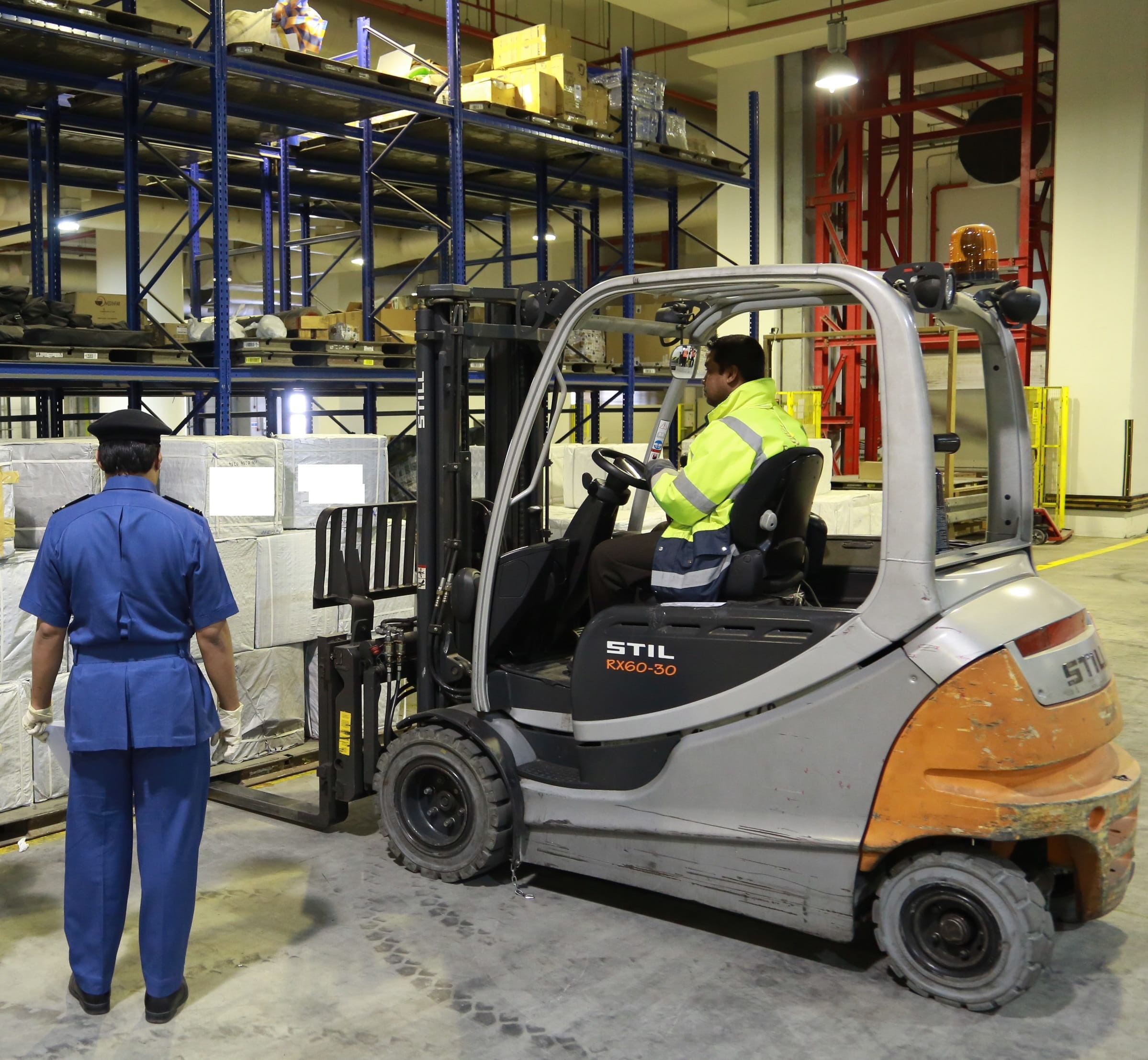 Dubai Customs’ Air Cargo Centers deal with 81.162 items of goods in 11 ...