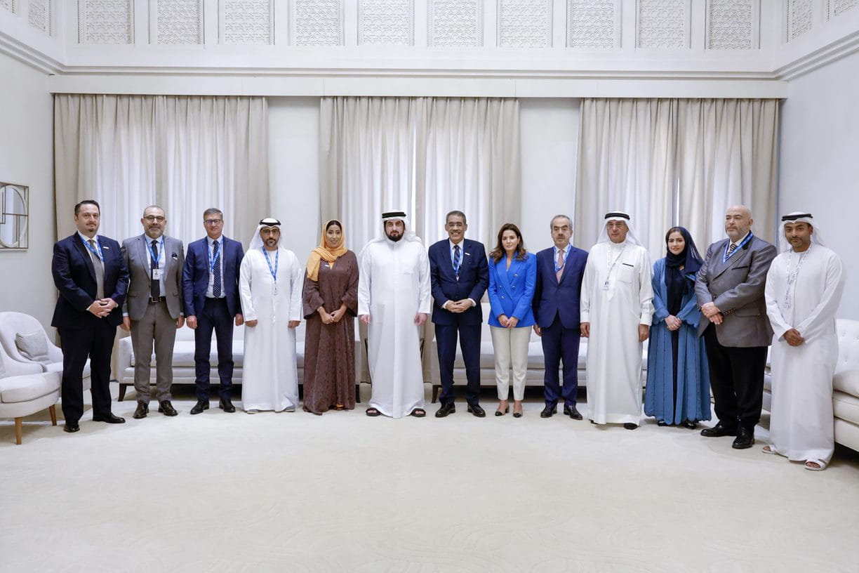 Ahmed bin Mohammed chairs Board meeting of the Arab Media Award on Day ...