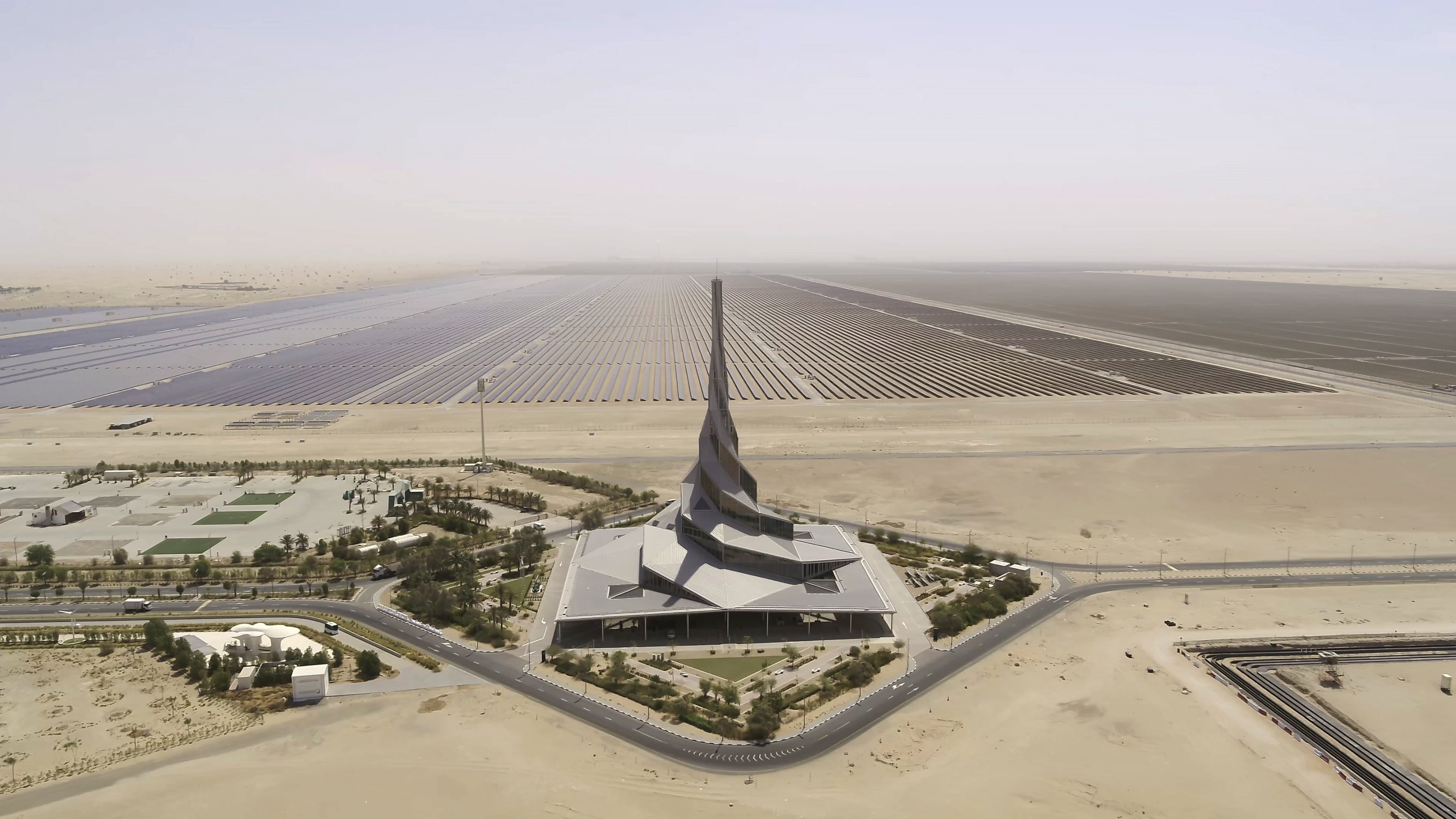 DEWA holds conference for bidders on the sixth phase of MBR Solar Park