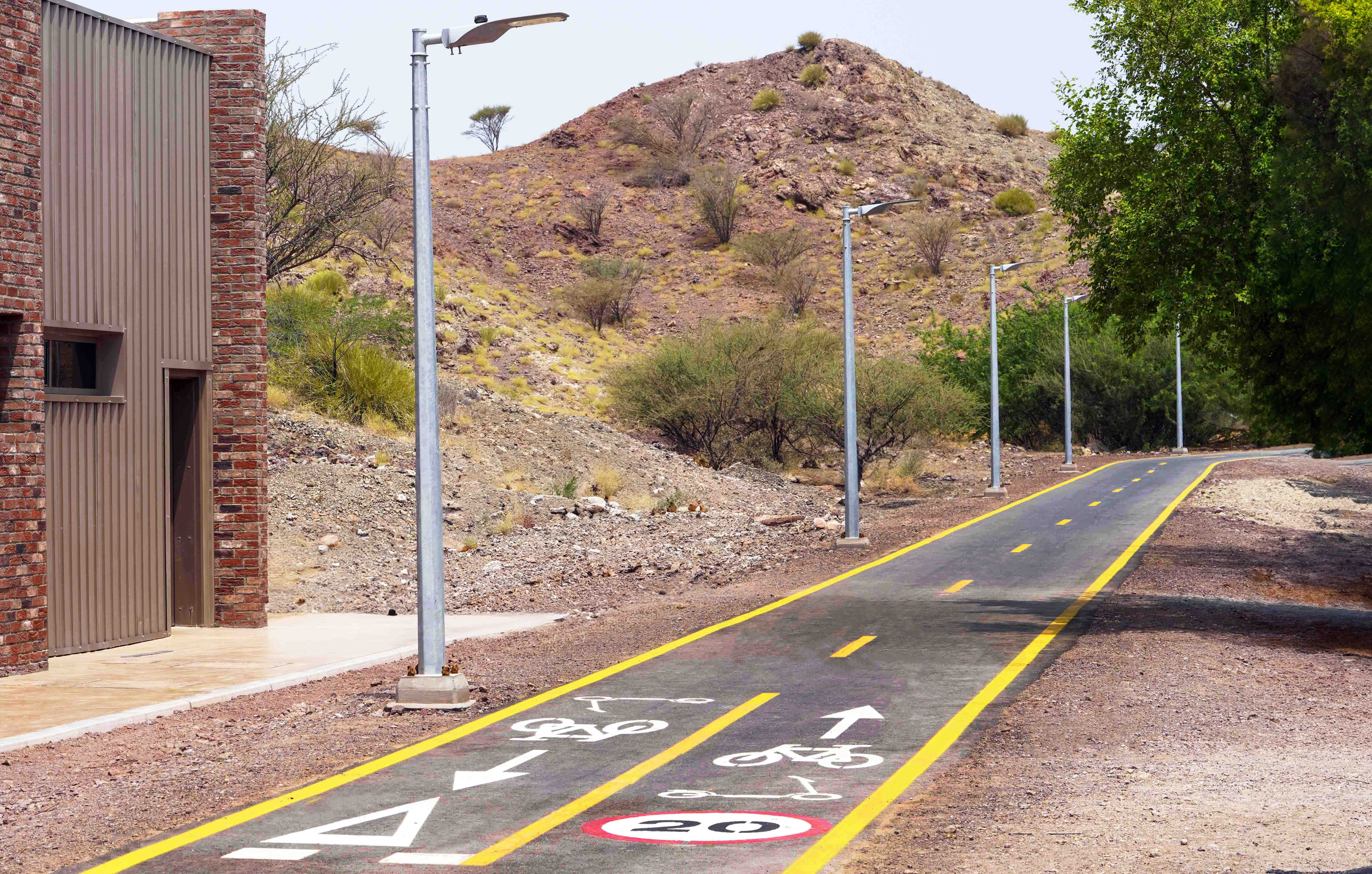 RTA Develops 4.5 km of Bike and Scooter Tracks, Adds 2.2 km of Sidewalks in Hatta