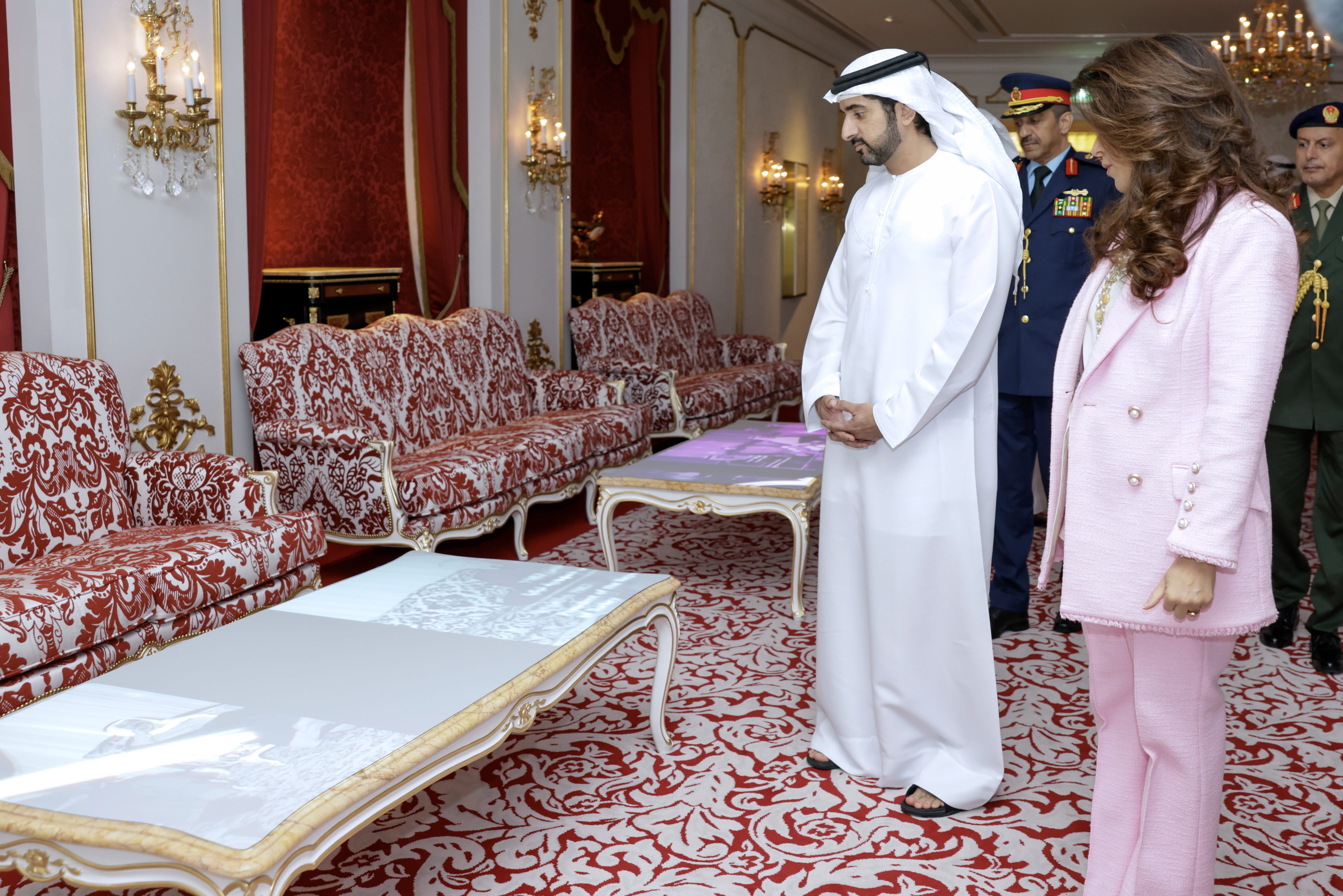 Hamdan bin Mohammed visits Al Salam Palace Museum in Kuwait