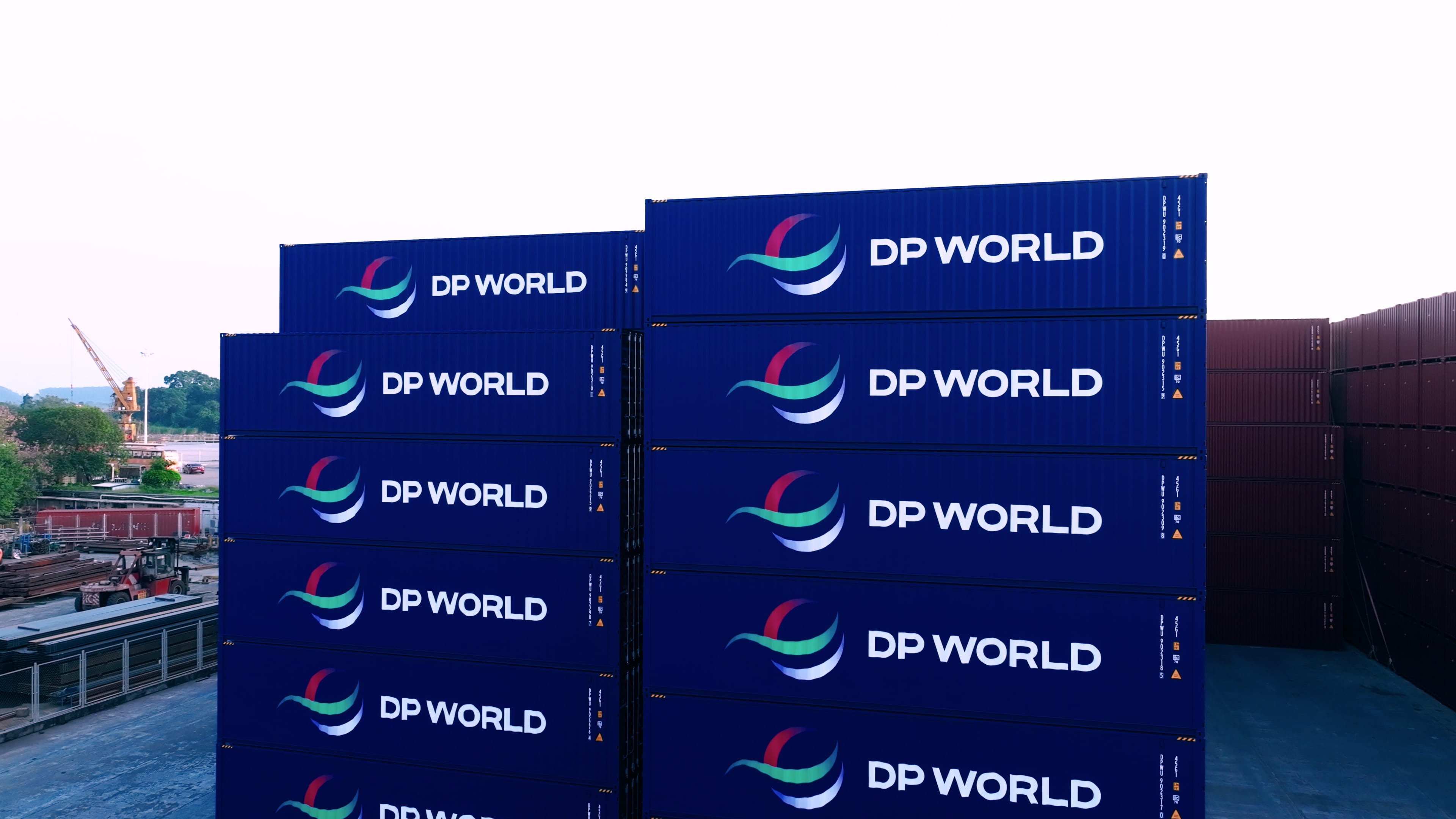 DP World acquires 47,000 teus in boost to capacity and customer experience