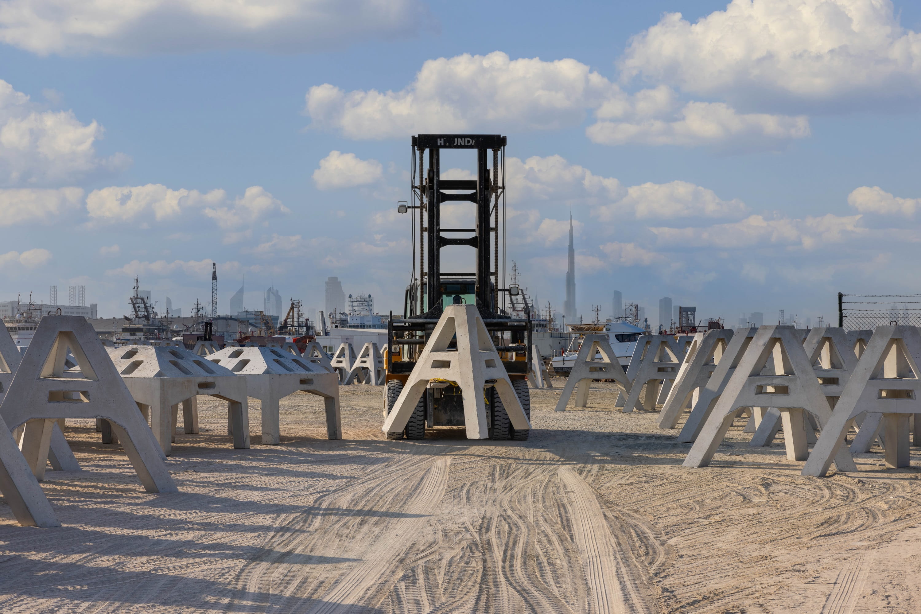 Dubai Reef Reaches Major Milestone with Fabrication of the First 1,000 ...