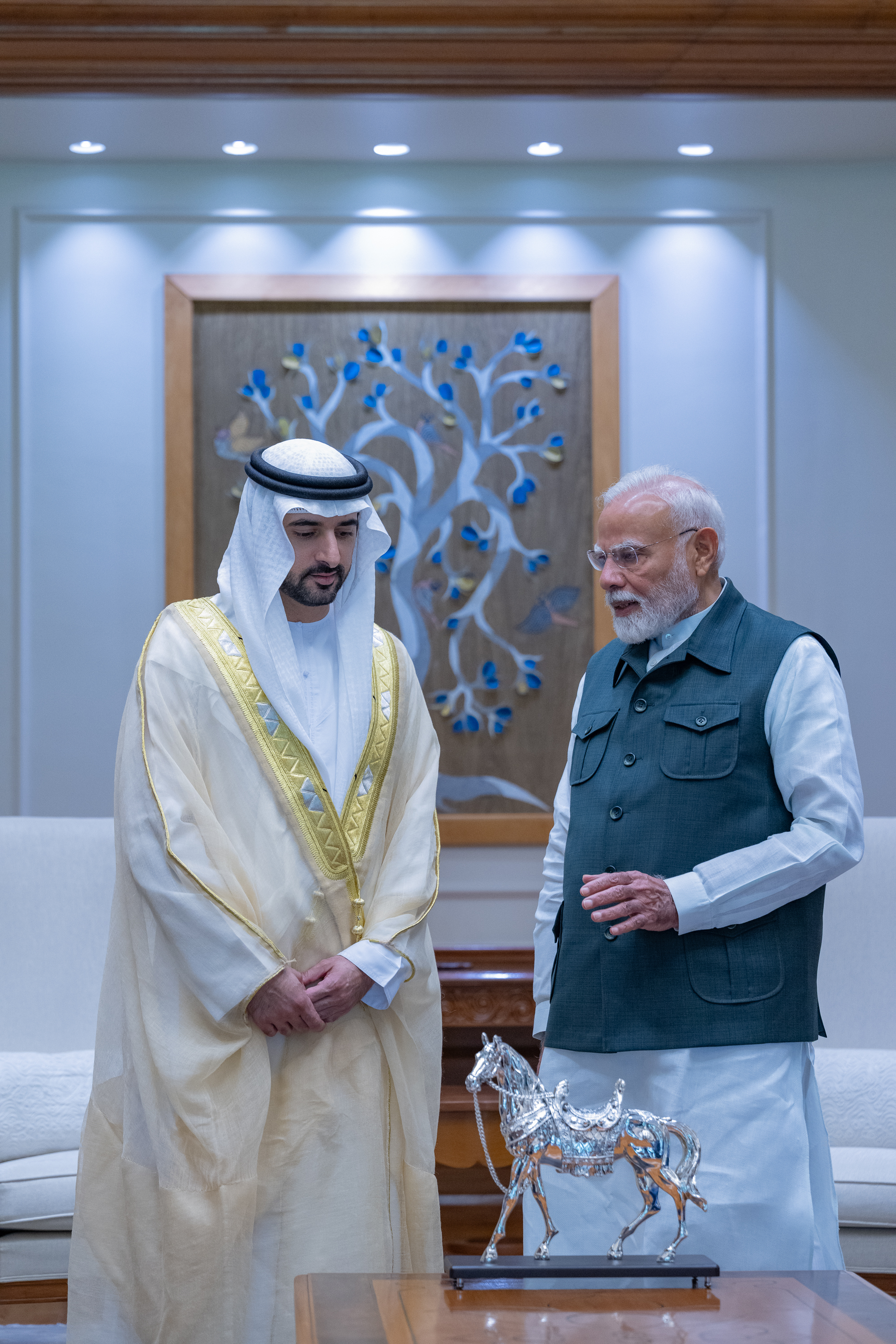 Hamdan bin Mohammed meets with Indian Prime Minister to discuss future ...
