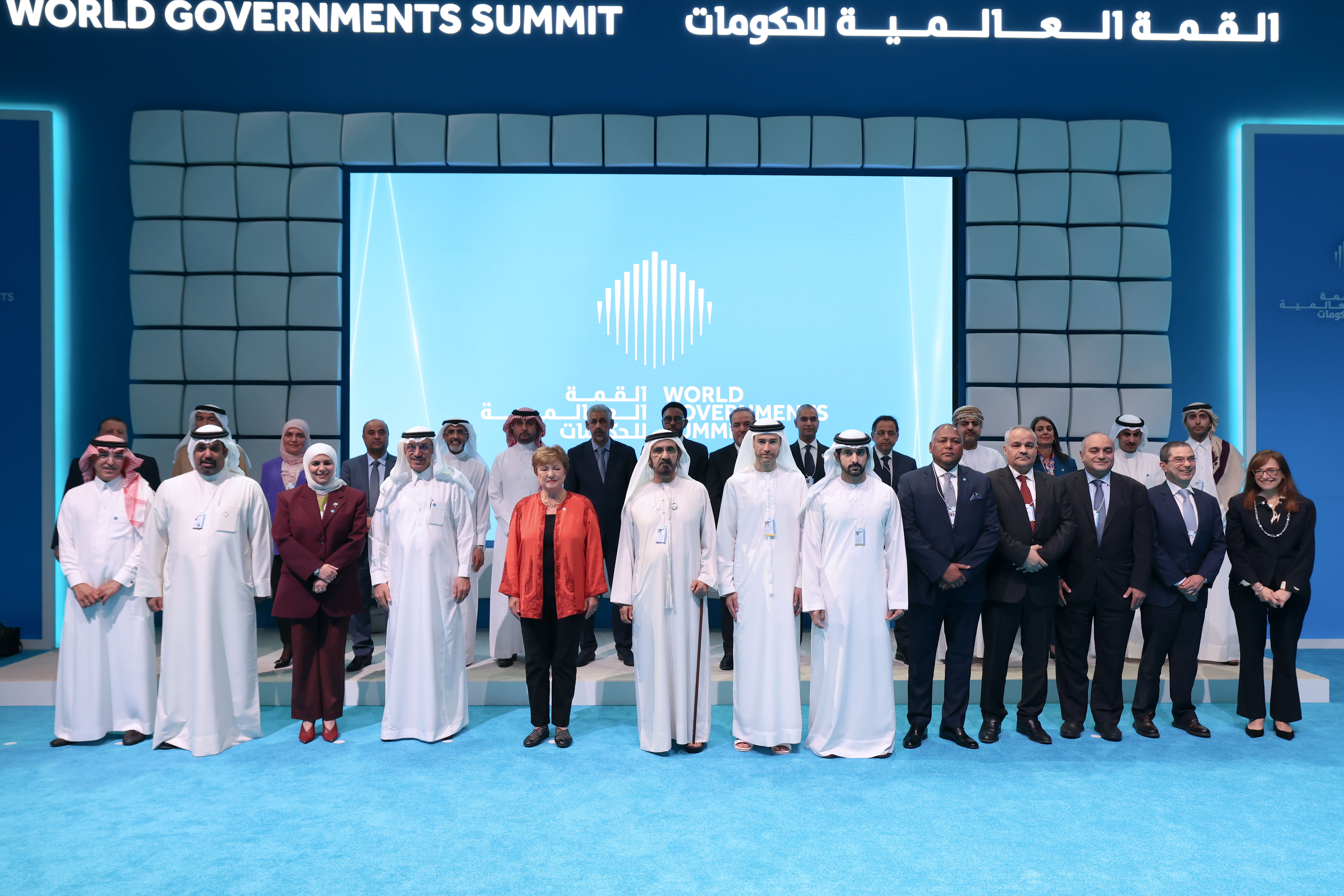 Mohammed bin Rashid meets with Arab finance ministers participating in ...