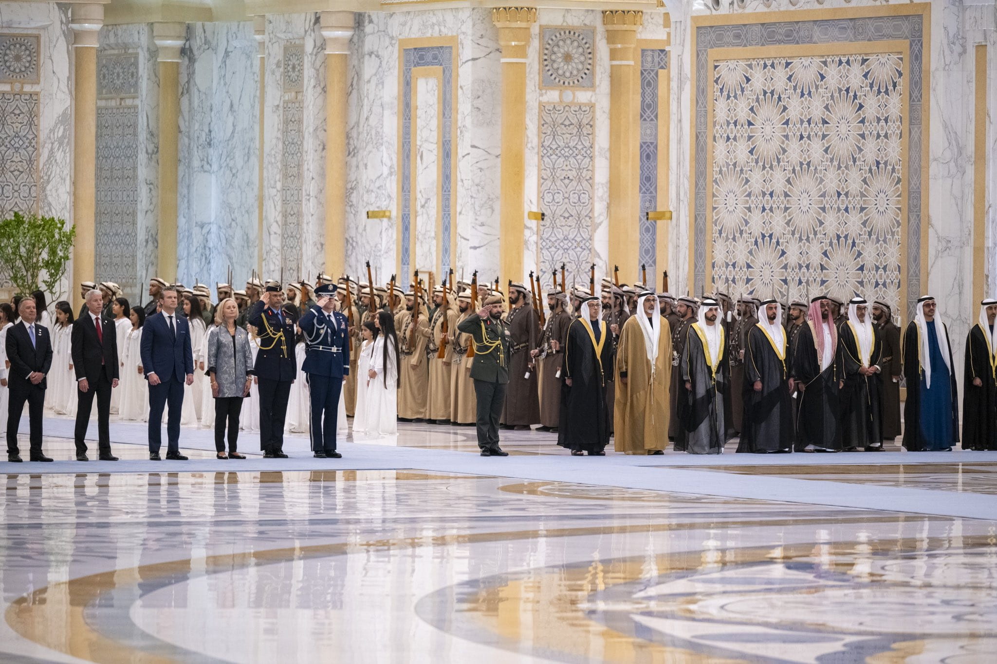 UAE President receives US President Trump in official ceremony at Qasr ...