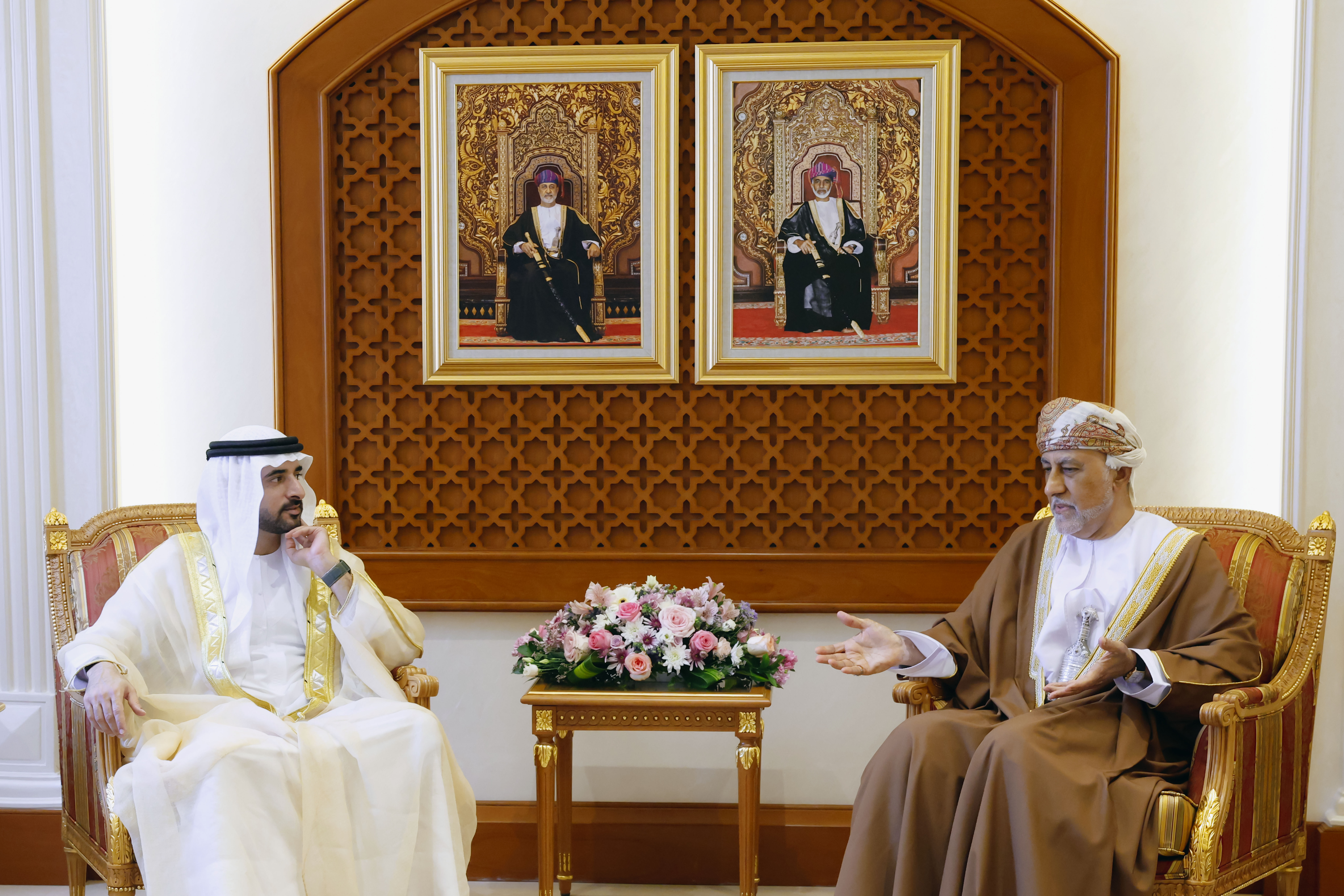 Hamdan bin Mohammed meets with Oman’s Deputy Prime Minister for Defence ...