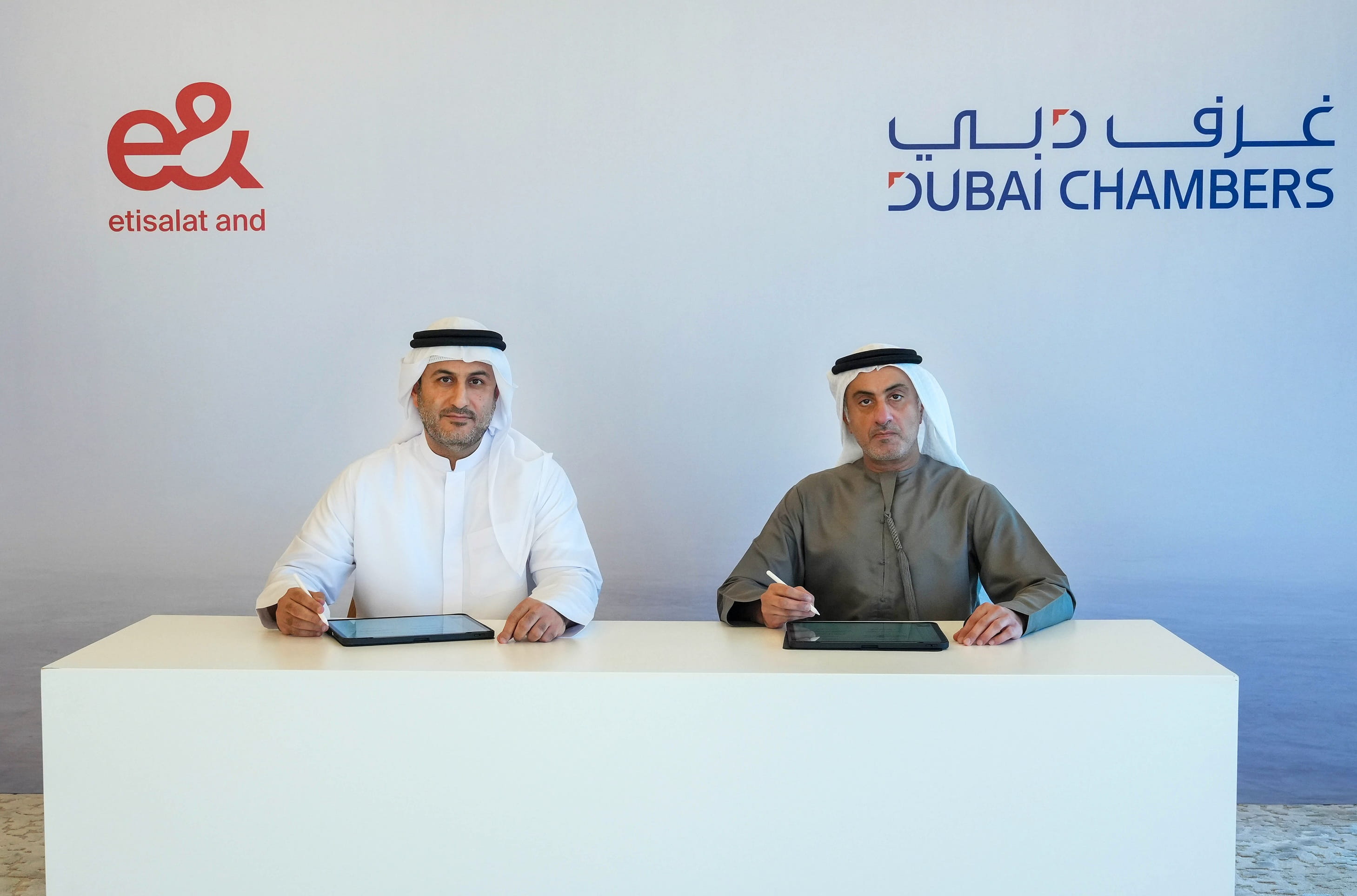 Dubai Chambers signs Memorandum of Understanding with e&
